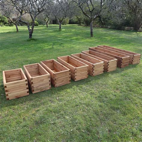 18m Pine Wooden Trough Planter With Feet Woven Wood