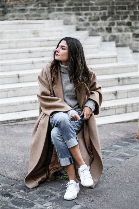 Oversize Coat And Relaxed Jeans June Sixty Five Blog Mode