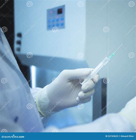 Surgeon Doctor Preparing Injection Of PRP In Clinic Stock Image Image Of Knee Doctor 52743623