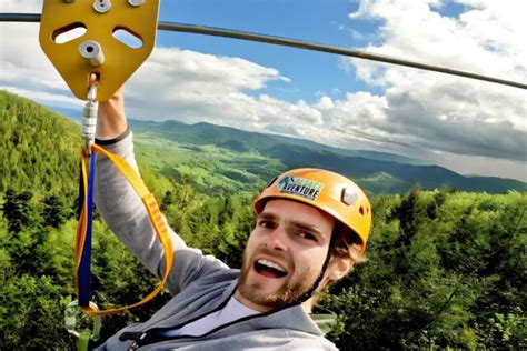 Une tyrolienne géante qui va à 90 km h vient d ouvrir à moins d une