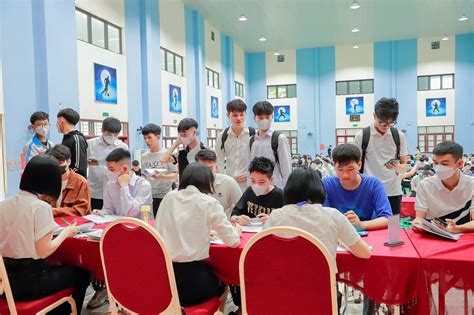 Bci N T N Sinh Vi N Cao Ng K