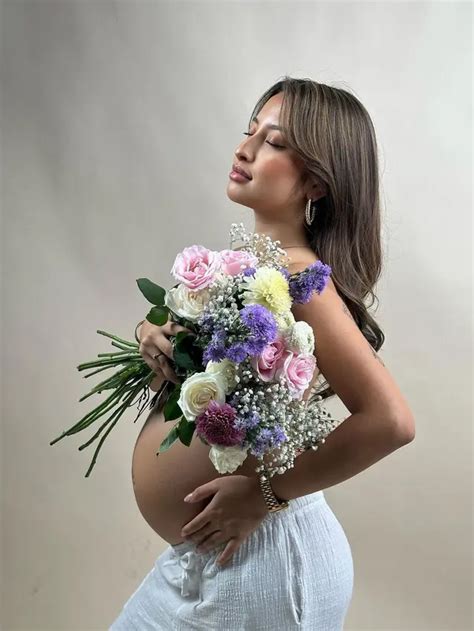 6 Potret Maternity Shoot Jennifer Coppen Mama Muda Siap Sambut Buah