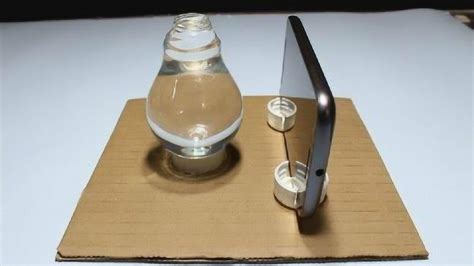 小伙巧用灯泡做投影仪效果不错家庭影院诞生了 高清1080P在线观看平台 腾讯视频