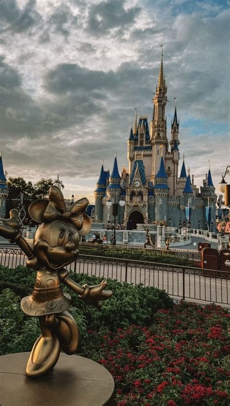 Pin de 𝑷𝒂𝒎𝒆 em Disney fondos Disney viagens Viagem para disney world Férias dos sonhos