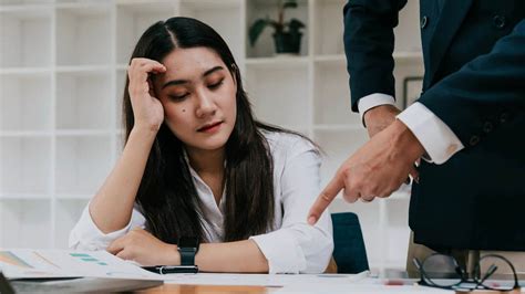 Boss Berates Worker After She Quit 2 Months Into Her Job Yourtango