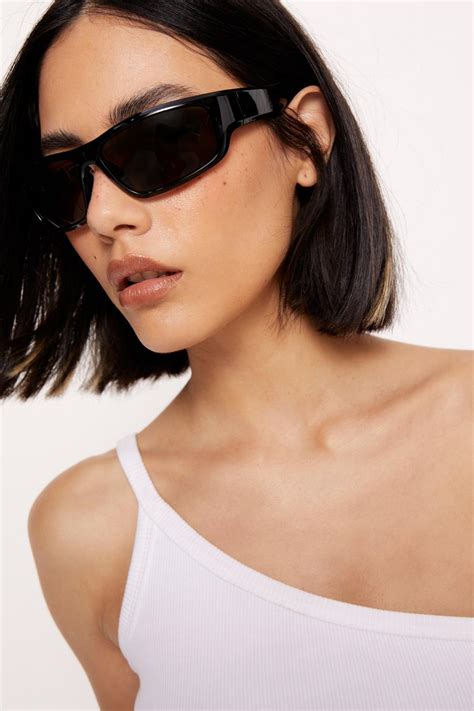 Tinted Lens Wrap Around Sunglasses