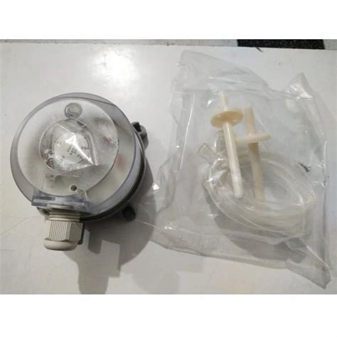 Analog Pressure Switch 4 Ports Contact Material Silver At Rs 1500 In