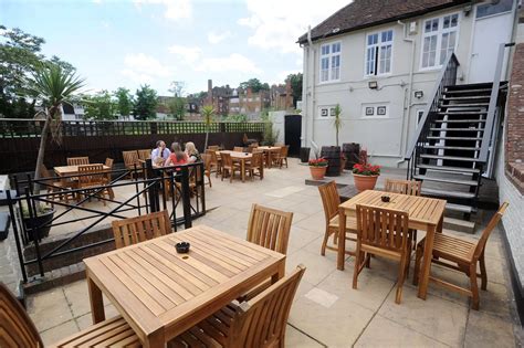 The Cannon Guildford Surrey Live