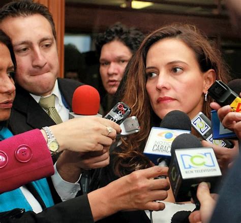 Acusada Nancy Patricia Gutiérrez Por Tráfico De Influencias