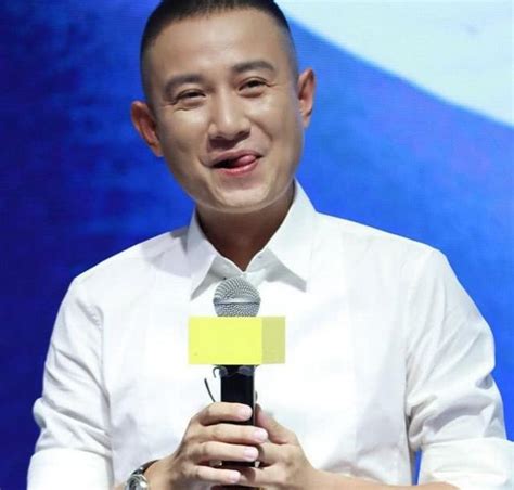 34歲文章出席活動魚尾紋明顯發福嚴重這麼快就禿頂了 每日頭條