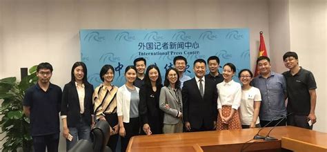 不再担任外交部发言人 “暖男”陆慷会去哪？凤凰网