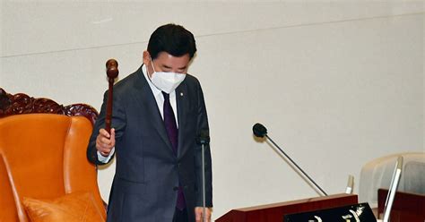 박진 외교부 장관 해임건의안 가결野 단독 처리2보