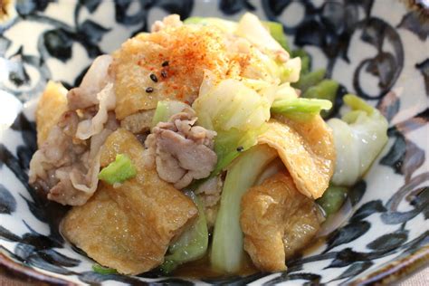 キャベツ、豚肉、油揚げの炒め煮 レシピサイトnadia
