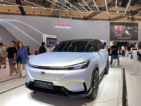 Mobil Konsep Honda Suv Eprototype Tampil Perdana Di Indonesia