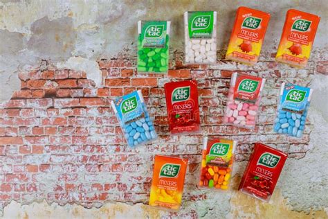 Variedade De Tic Tac No Cliente Pode Comprar Em Caixas De Menta