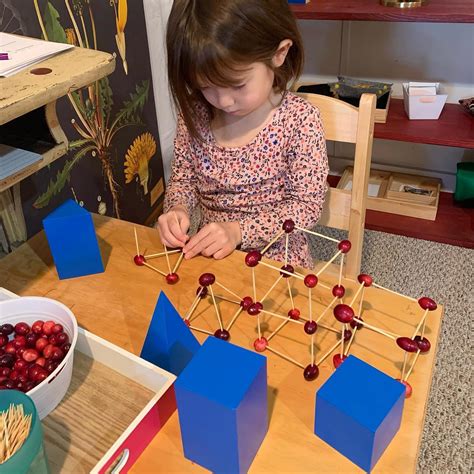 building geometric solids – MOMtessori Life