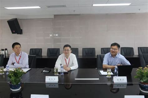 隆基股份分别与爱康科技、昌泰铝材签订长单采购合同 搜狐大视野 搜狐新闻