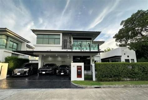 Ww712d ขาย หมู่บ้านเศรษฐสิริ ศรีนครินทร์ พระราม 9 บ้านเดี่ยวหลังมุม