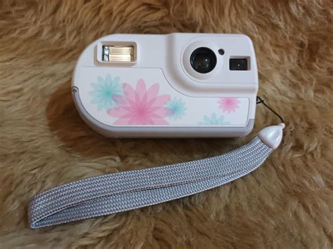 Polaroid Izone 200 Instant Camera Photography Cameras On Carousell