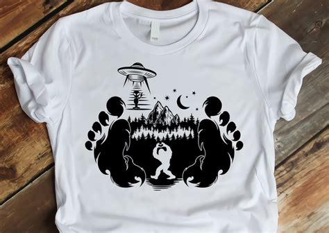 Bigfoot And Alien Svg Png Bigfoot Svg Alien Svg Ufo Svg Etsy
