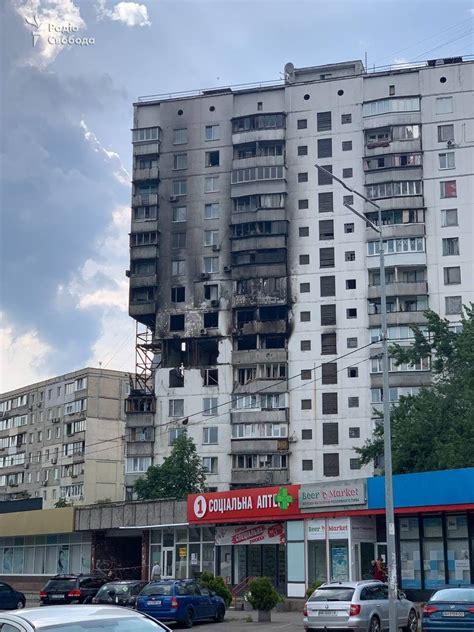 Вибух газу в будинку Києва фахівці почали укріплювати стіни багатоповерхівки фото Oboz Ua
