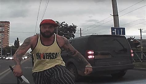 За угрозу ножом и показ мужского достоинства краснодарский авто мэн может сесть на нары Primamedia