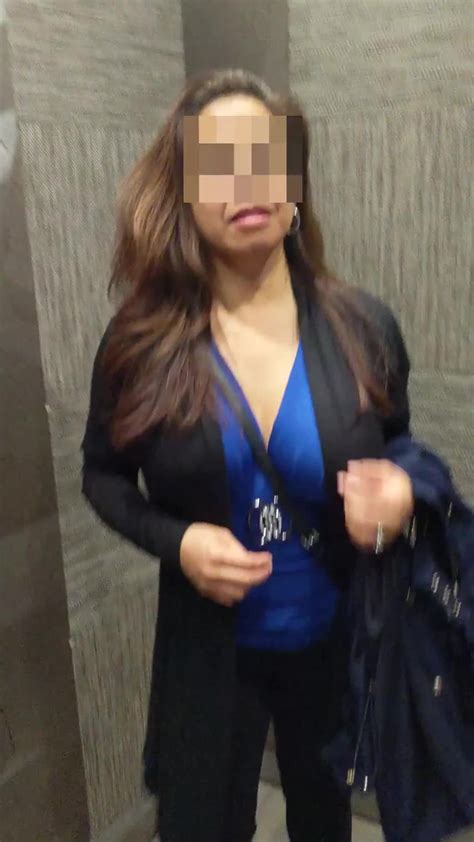 Flashing A Male Co Worker In The Elevator Scrolller
