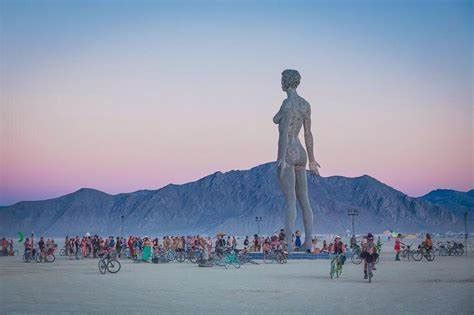 What Is R Evolution San Franciscos 45 Foot Unclothed Woman Sculpture Sparks Uproar As Artist
