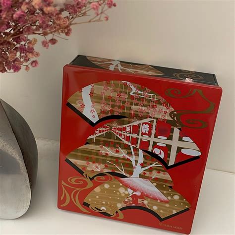 ⋆⸜ 日本代購 現貨 ⸝‍⋆ 日本 Yoku Moku 雪茄蛋捲 20入 原味 日本圖繪款 新年禮盒 機場限定 蝦皮購物