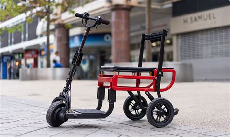 This New Electric Folding Mobility Scooter From Efoldi Weighs Just 33 Lbs