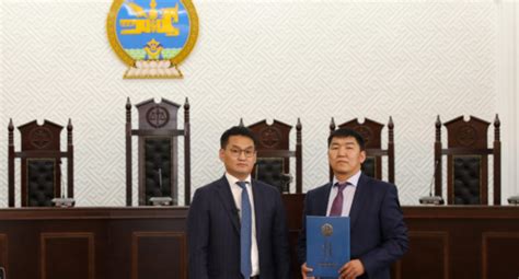 Улсын дээд шүүхийн Ерөнхий шүүгчээр Дамдины Ганзоригийг томиллоо