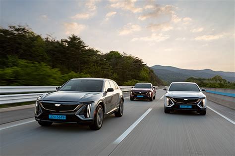 캐딜락 첫 순수 전기차 리릭 고객 인도 개시 보드나라