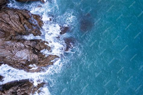 Premium Photo Aerial View Of Sea Crashing Waves White Foaming Waves