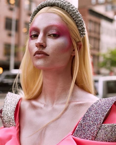 Isabelle 🪐 On Twitter Happy Met Gala Monday