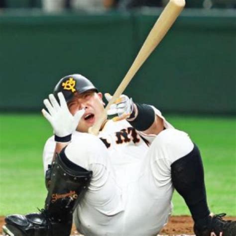 ちょ！部屋入るときはノックしてや！ 野球選手へのボケ 51723052 ボケて（bokete）