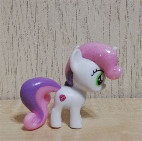 Sweetie Belle Finally Available As Magazine Figure Mlp Merch