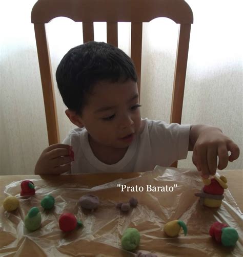 Prato Barato Brincando Massinha De Modelar