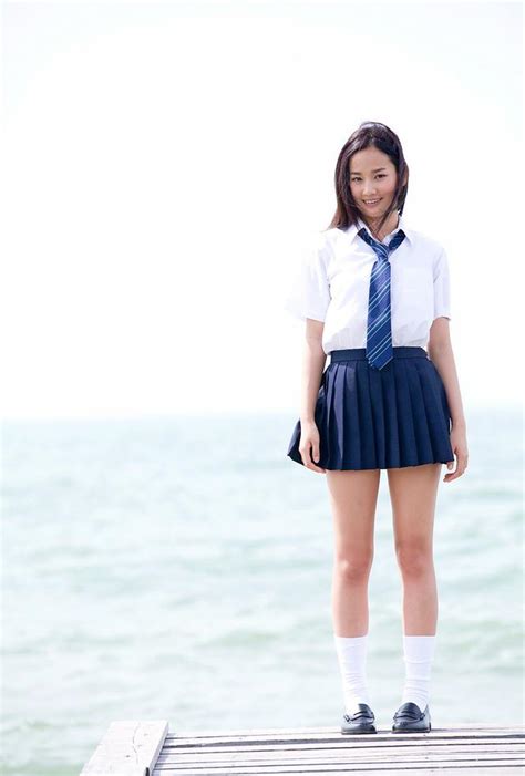 美女美腿長腿美女與海邊美景美滋滋 每日頭條