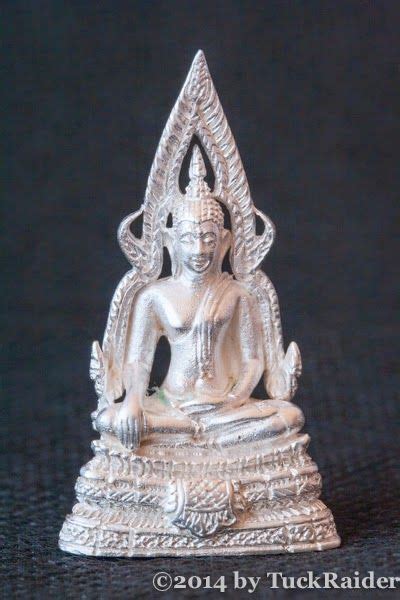 สมเด็จเด็จองค์ปฐม ปางมารวิชัย บารมี ๔ ทิศ เสาร์ ๕ เนื้อเงิน วัดศาลพัน