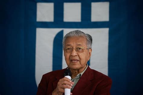 Mahathir Claims Anwar Zahid Have Secret Pact To Form Govt After Polls