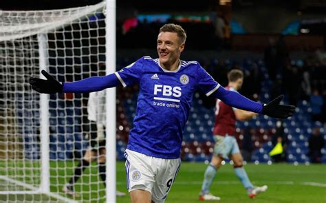 Resumen Del Partido Burnley Vs Leicester City 0 2 Goles