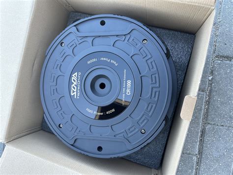 Пришел сабвуфер в нишу запаски — DRIVE2