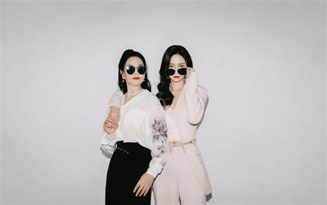 沈梦辰整点庆母亲节快乐 母女同框似姐妹 搜狐大视野 搜狐新闻