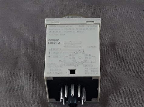 OMRON H3CR A MULTI FUNCTION ANALOG TIMER