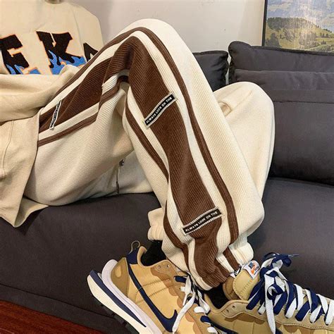 Quần Jogger Nỉ Nhung Tăm Siêu Dày Siêu Đẹp NAD Unisex Quần Ống Rộng Nam Nữ Sọc NT Shopee