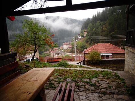 Къща за гости Ния село Виево Община Смолян
