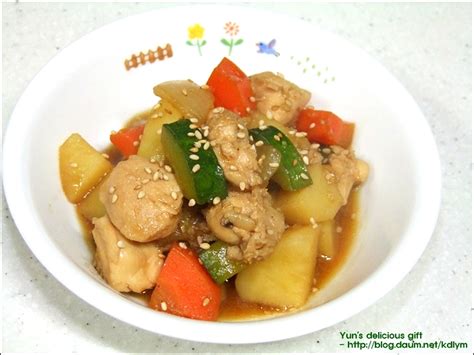 닭고기 야채조림