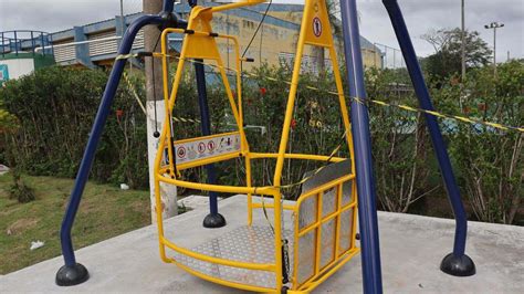Complexo Esportivo De Campo Limpo Paulista Ganha Playground Adaptado