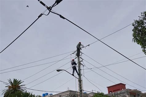 Cuba Pide Ayuda In Dita A Eeuu Tras Devastaci N Por El Hurac N Ian Wsj