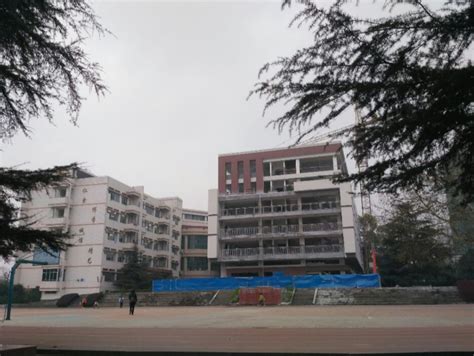 四川省隆昌县城关职业中学专业学校地址
